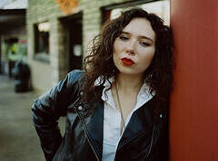 Kiely Connell - Muziker