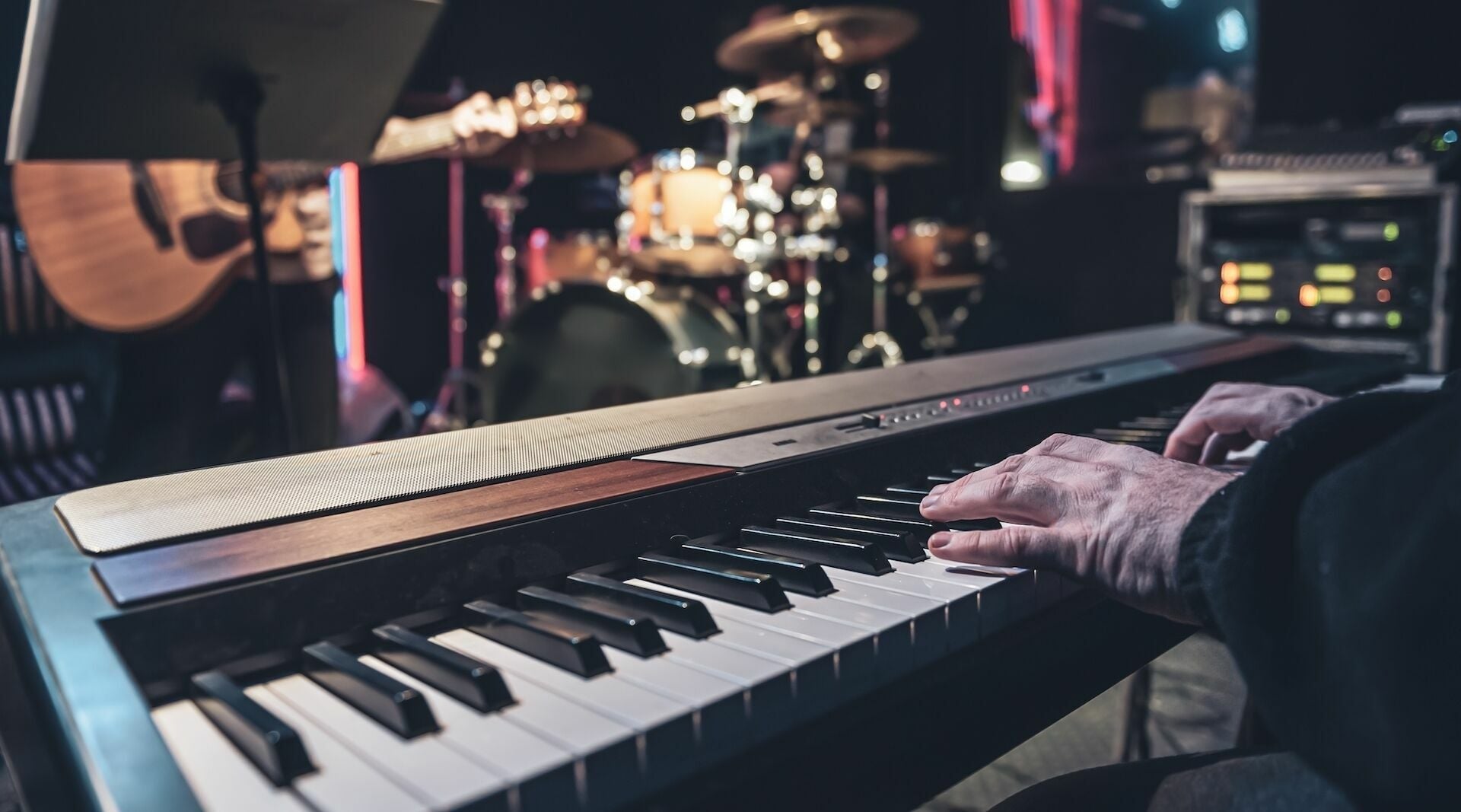 How to choose a stage piano - Muziker
